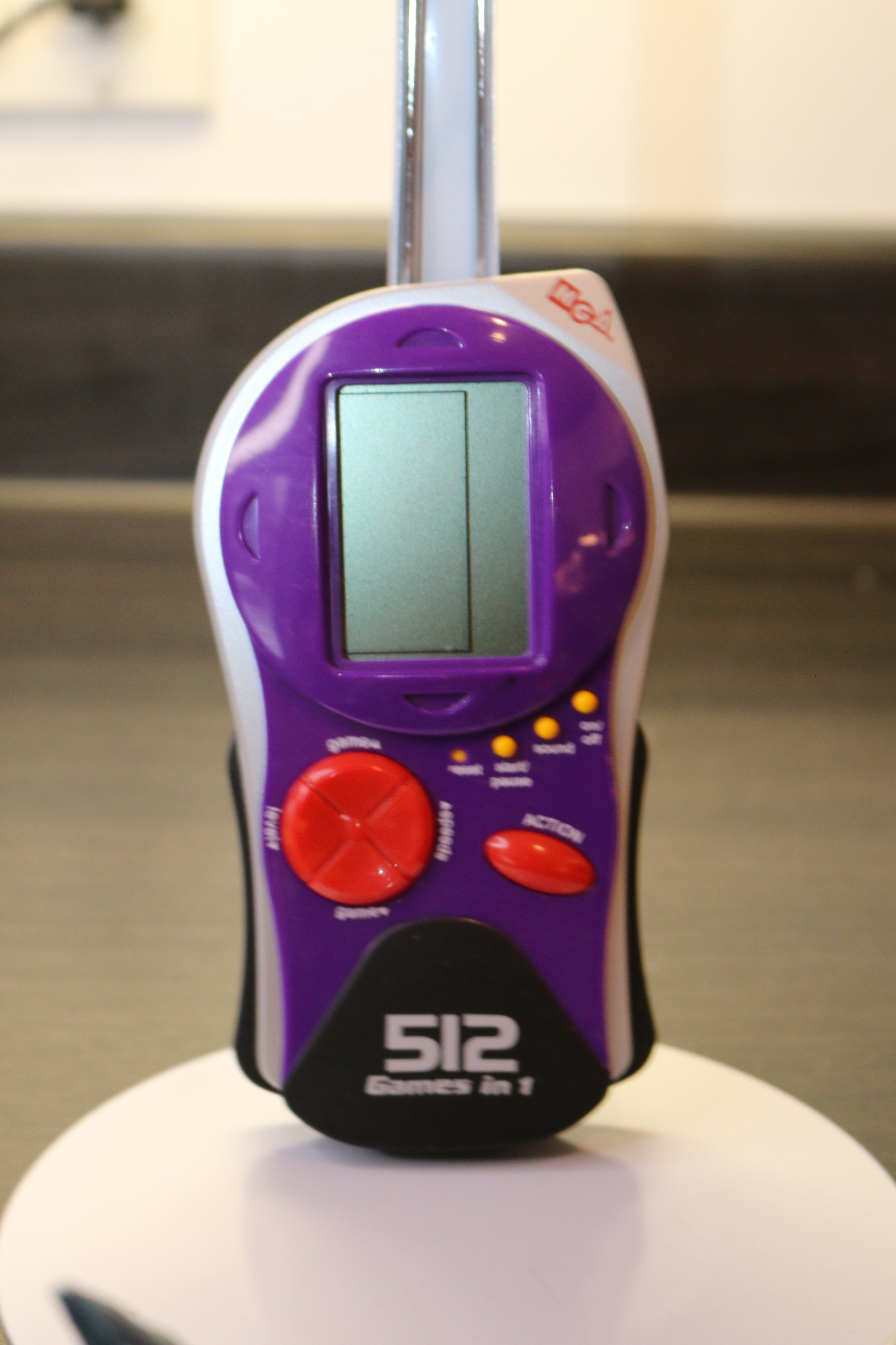 Mga Entertainment 512 Games In 1 Handheld Electronic Game – Omniphustoys
